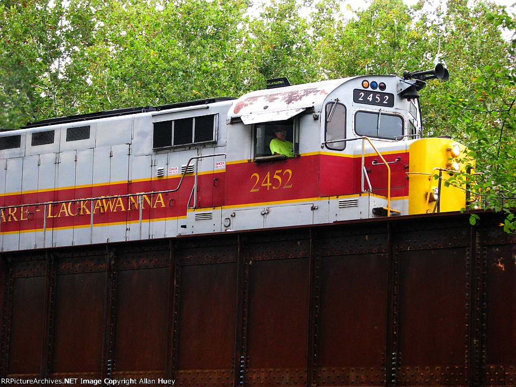 Opening day of Bells Bridge on the Delaware-Lackawanna Railroad